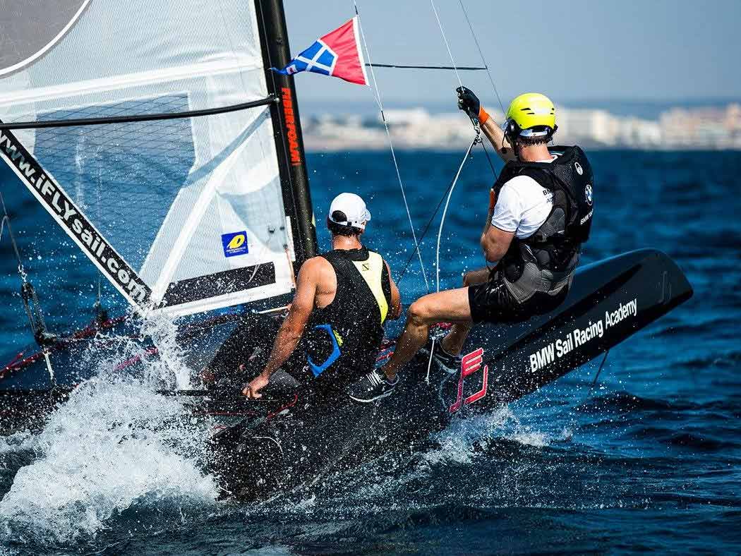 iFLY15 | high performance sailing - foiling catamaran